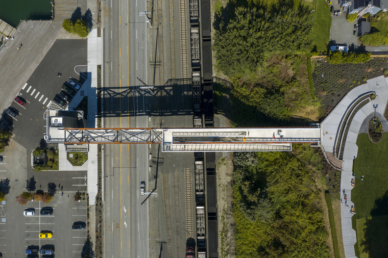 美国格兰德大道公园大桥-LMN Architects-公共环境案例-筑龙园林景观论坛