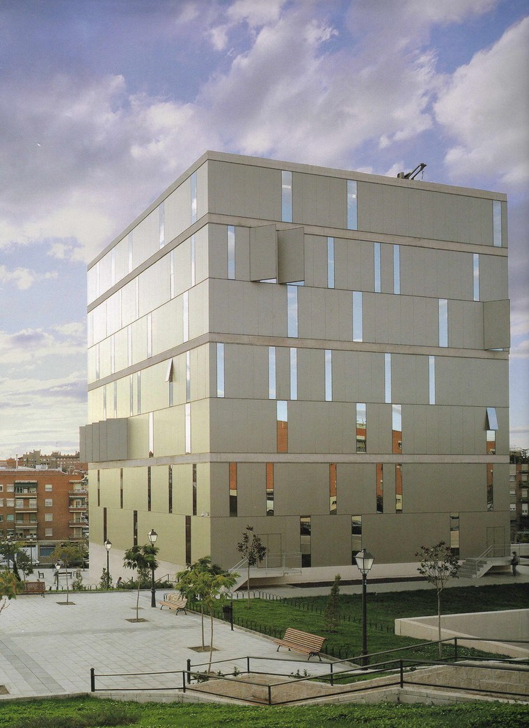 公共图书馆(Public Library,Usera)-文化建筑案例-筑龙建筑设计论坛