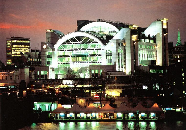 Embankment广场（Embankment Place）-文化建筑案例-筑龙建筑设计论坛