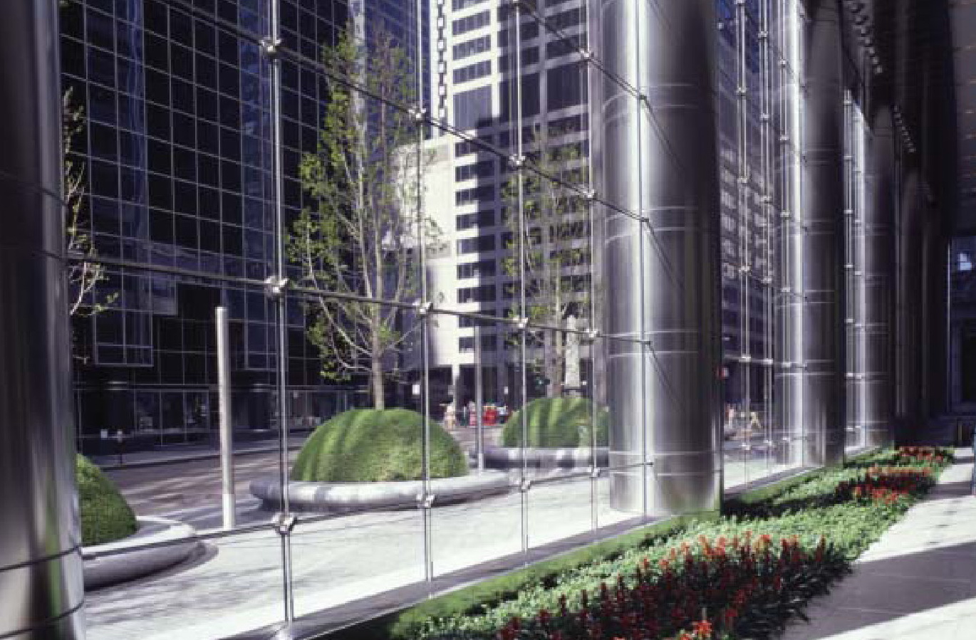 芝加哥One North Wacker私人车道(One North Wacker Drive)-园林小品案例-筑龙园林景观论坛