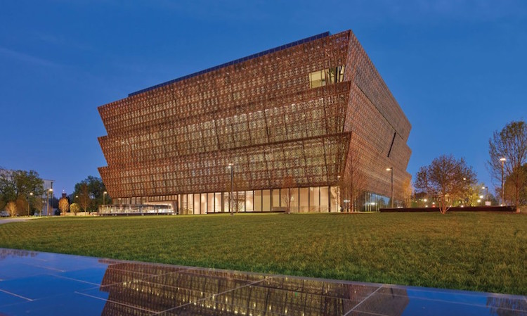 美国首个黑人博物馆落成开馆展示非洲裔血泪史-ya920725-建筑新闻-筑龙建筑设计论坛